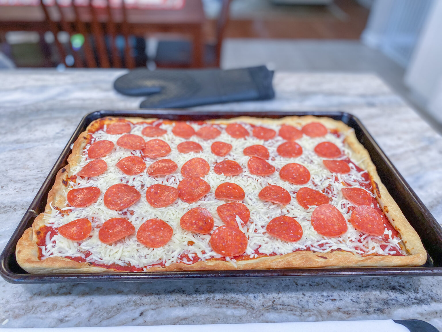How-To Make Awesome Ohio Valley-Style Pizza - Man Plus Food
