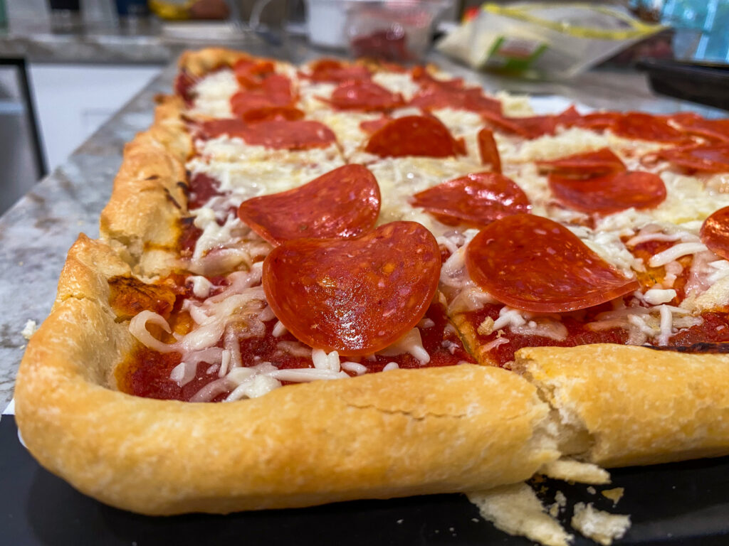 How-To Make Awesome Ohio Valley-Style Pizza - Man Plus Food